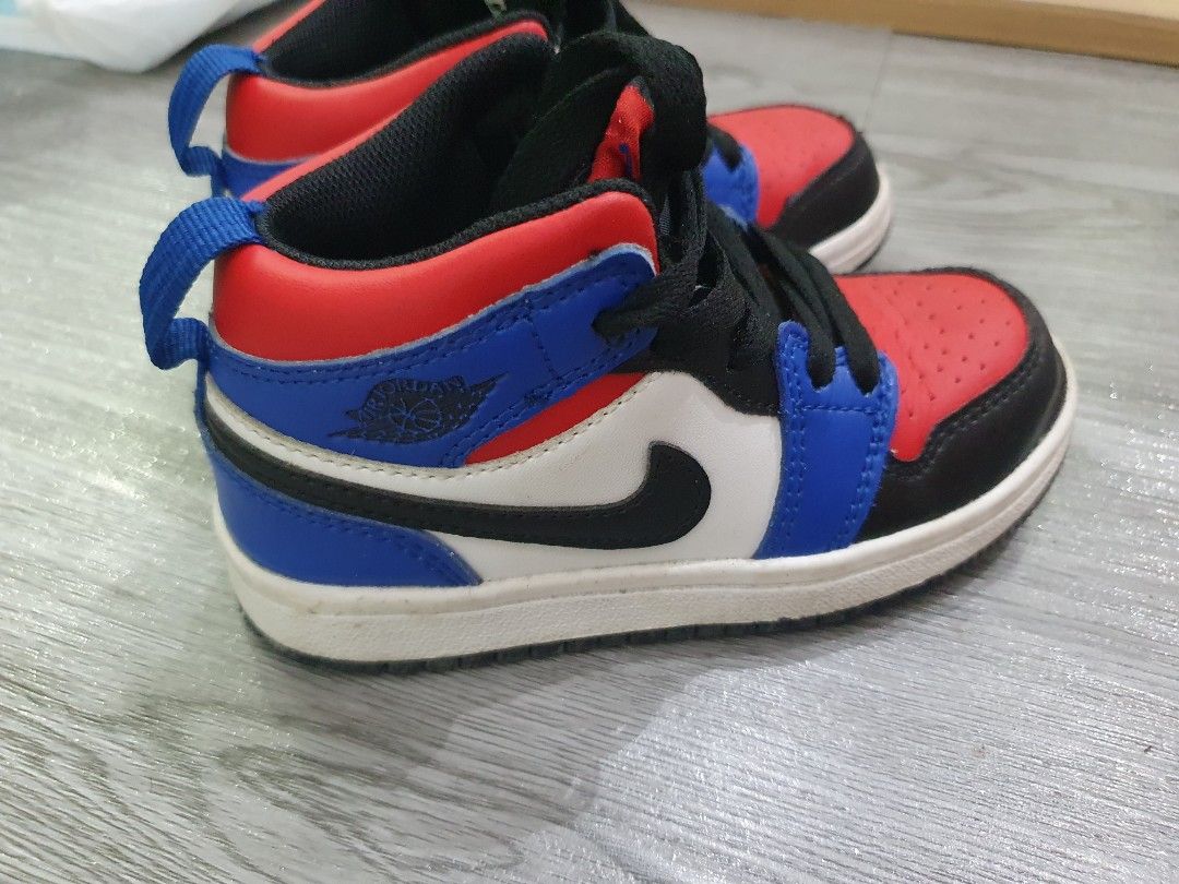 Nike high-cut kids shoe, Babies & Kids, Babies & Kids Fashion on Carousell