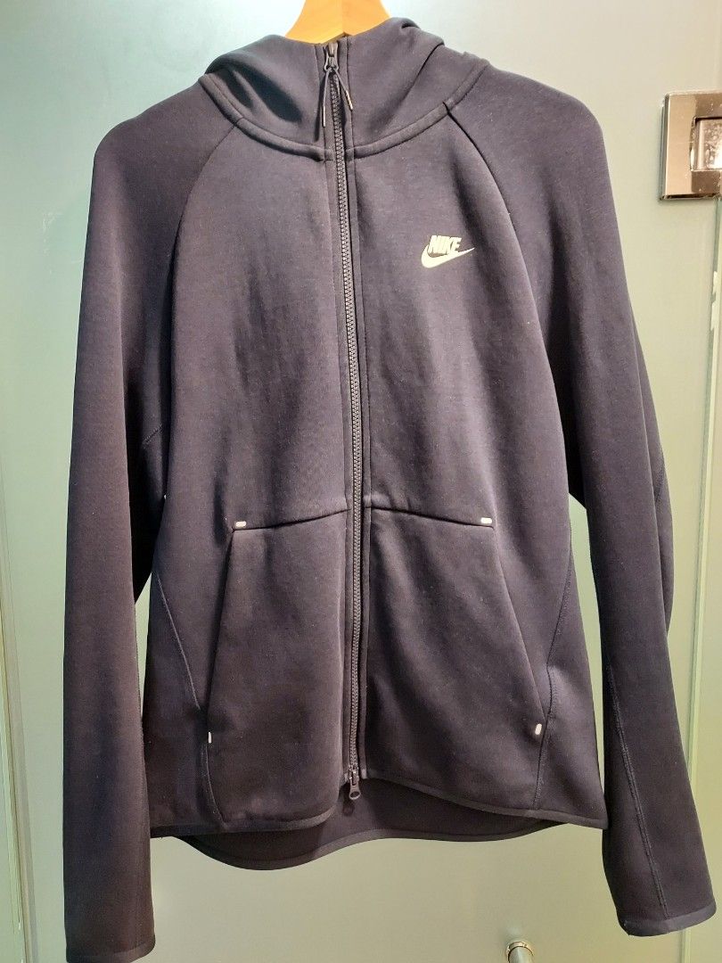 Nike Tech Fleece Jacket, Men's Fashion, Coats, Jackets and Outerwear on ...