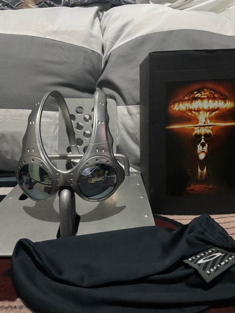 Oakley OTT over the top FMJ emerald lens, Men's Fashion, Watches ...