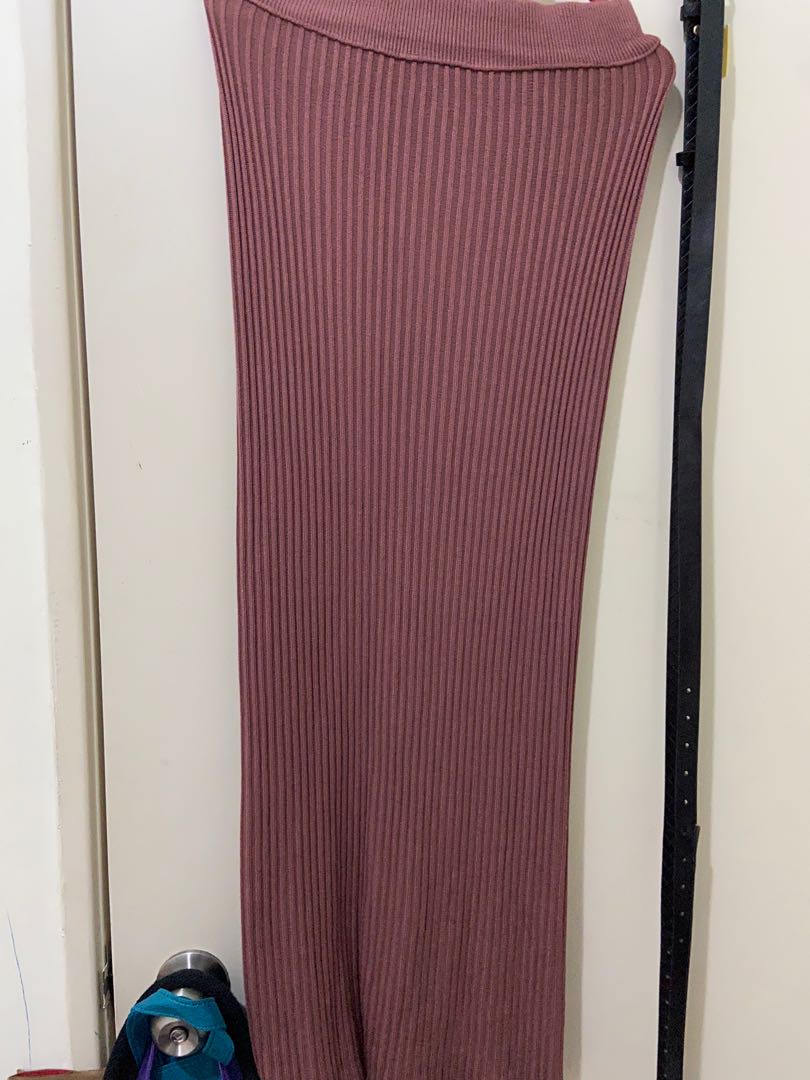 Pensil Skirt Pink Womens Fashion Bottoms Skirts On Carousell