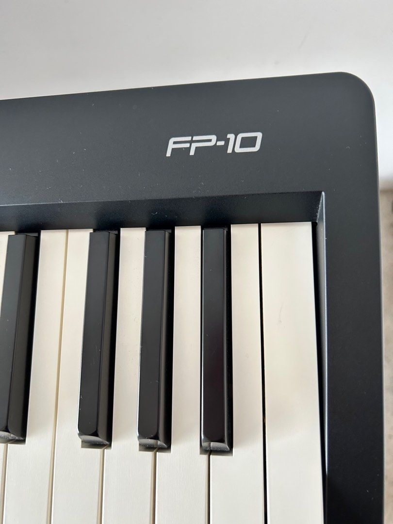 Piano Keyboard Roland FP-10, Hobbies & Toys, Music & Media, Musical ...