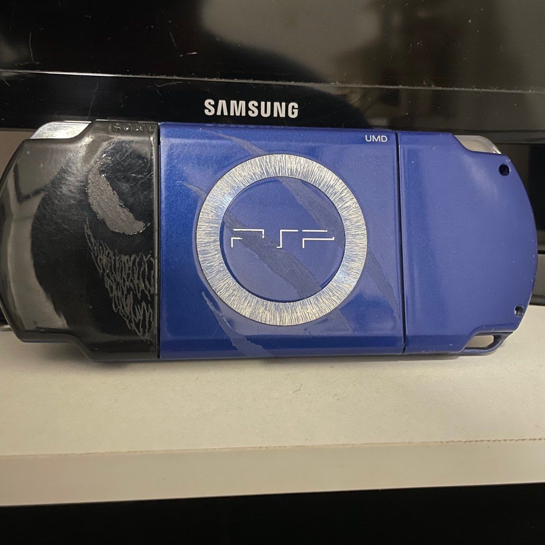 PSP Slim (2000) SET, Video Gaming, Video Game Consoles, PlayStation on ...