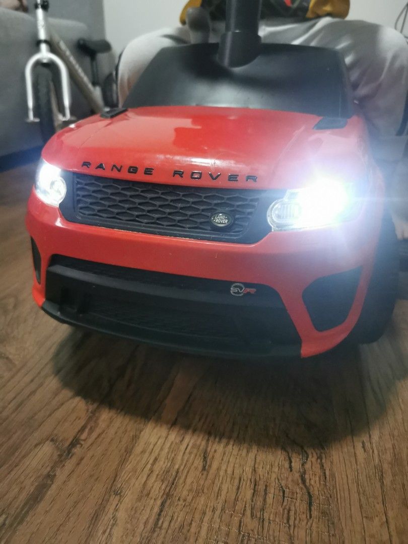 Range Rover Ride On Electric Car, Hobbies & Toys, Toys & Games on Carousell