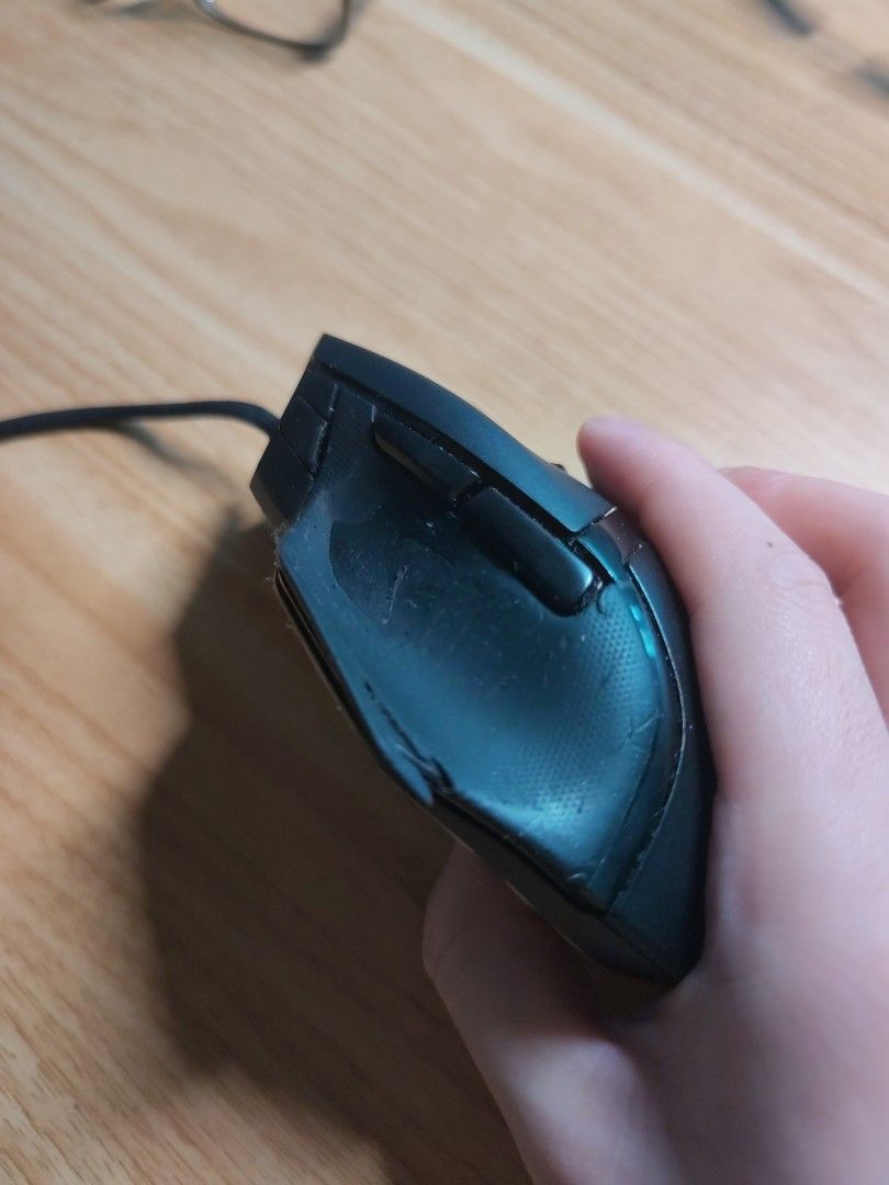 Razor Basilisk V2 RGB Gaming mouse, Computers & Tech, Parts ...