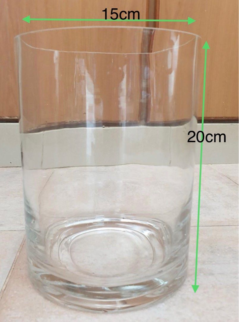 Round glass flower vase, Furniture & Home Living, Gardening, Pots ...