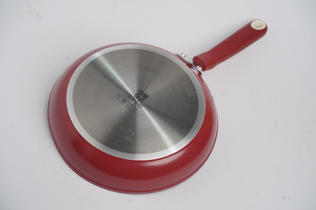 SANHO FRYING PAN, Furniture & Home Living, Kitchenware & Tableware ...
