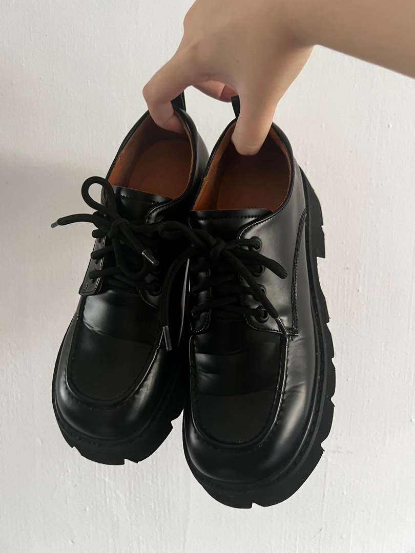 Square toe platform loafers, Women's Fashion, Footwear, Loafers on ...