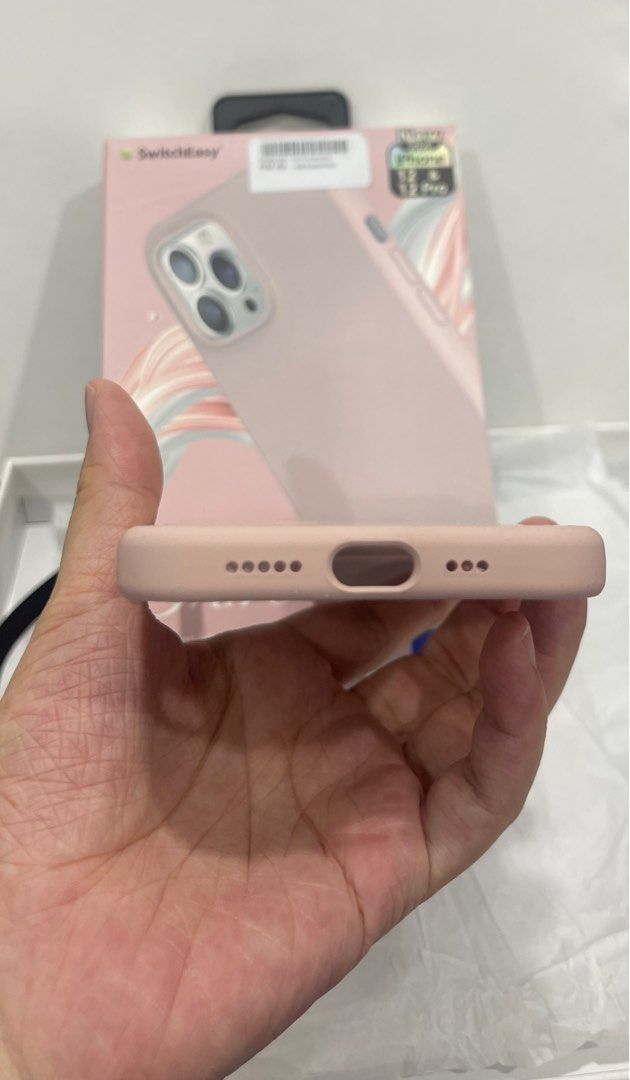 Switch Easy Iphone 12 Casing, Mobile Phones & Gadgets, Mobile & Gadget ...