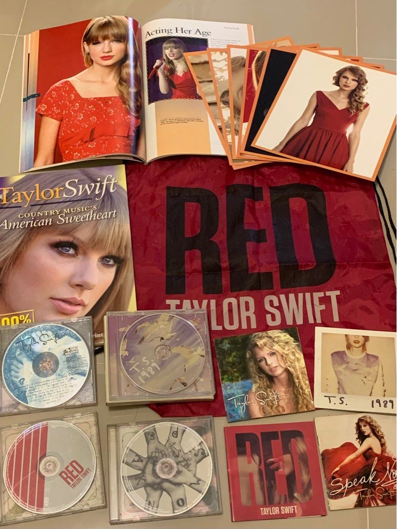 taylor swift bundle, Hobbies & Toys, Music & Media, CDs & DVDs on Carousell