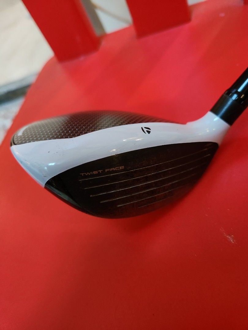 Taylormade Sim 3 Wood, Sports Equipment, Sports & Games, Golf on Carousell