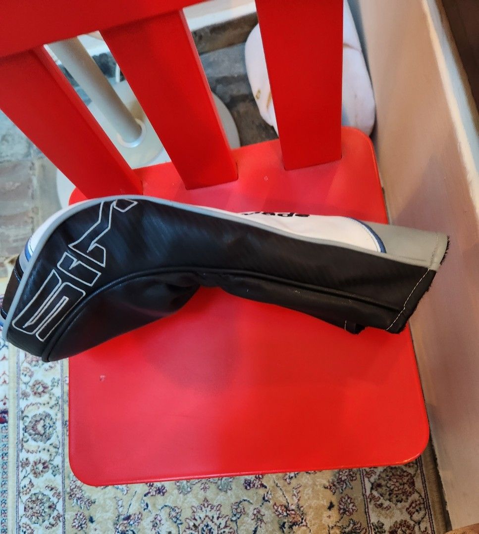 Taylormade Sim 3 Wood, Sports Equipment, Sports & Games, Golf on Carousell