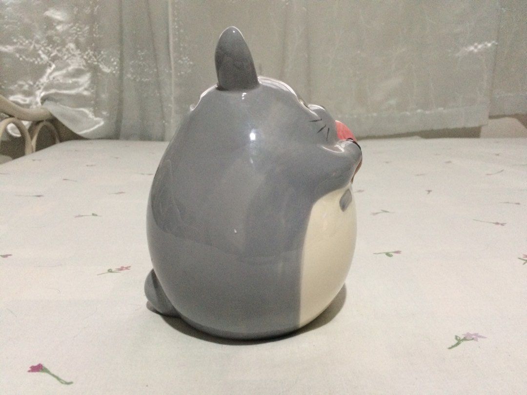 Totoro Porcelain Figurine Coin Bank, Hobbies & Toys, Memorabilia ...