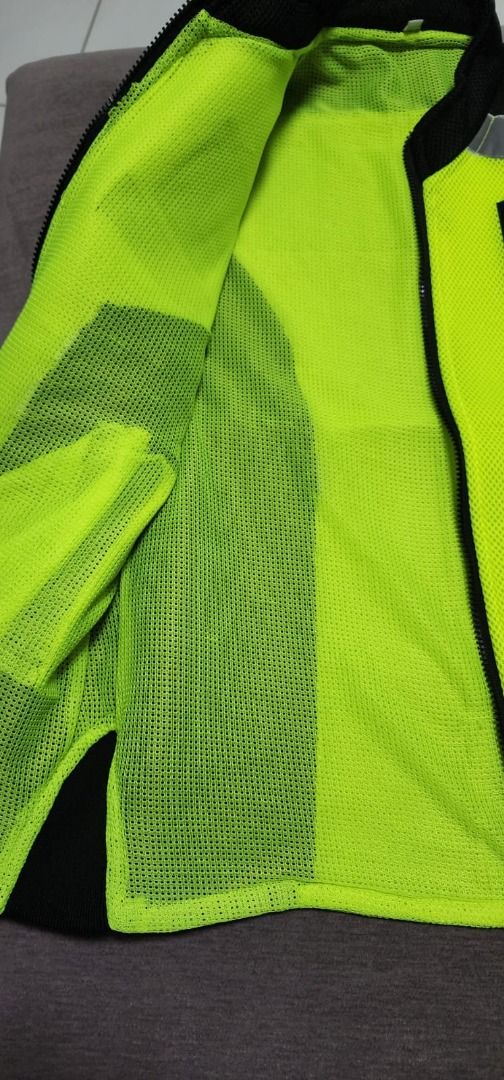 Traffic control vest, Men's Fashion, Coats, Jackets and Outerwear on ...