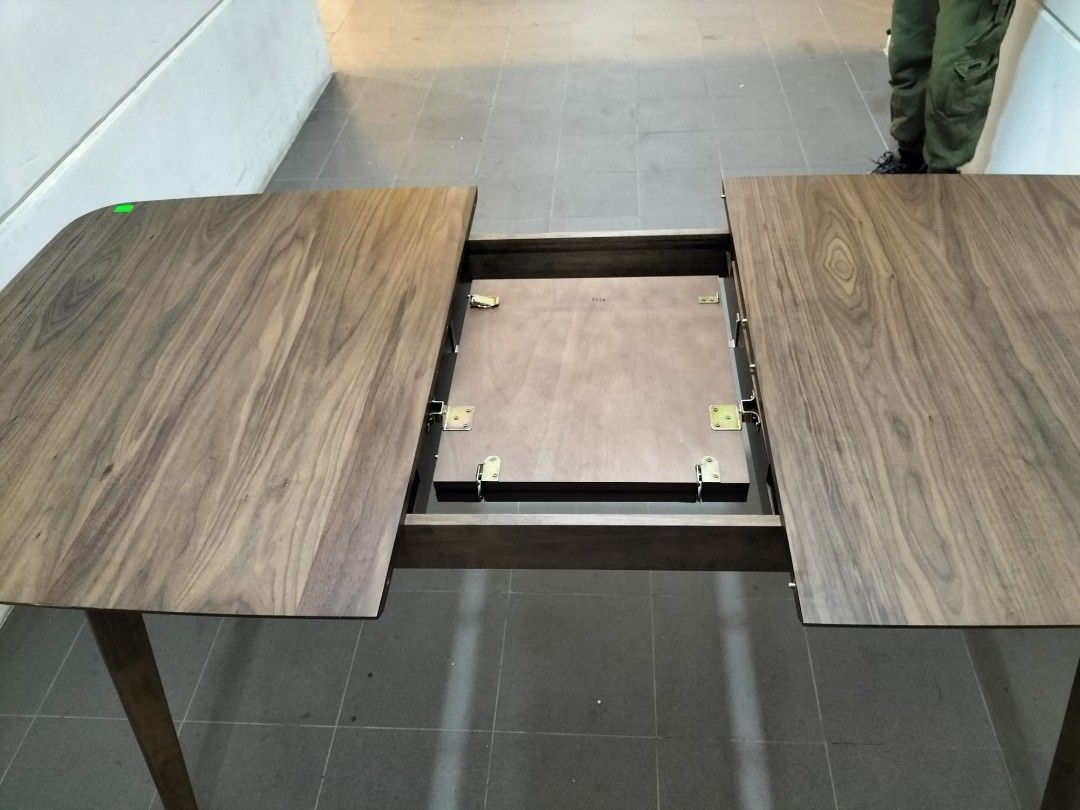 TRAX Extendable Dining Table in WALNUT, Furniture & Home Living ...