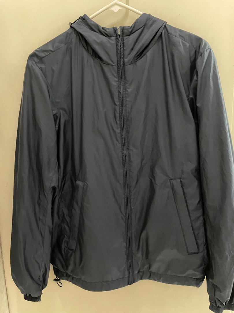Uniqlo reversible jacket S, Men's Fashion, Coats, Jackets and Outerwear ...