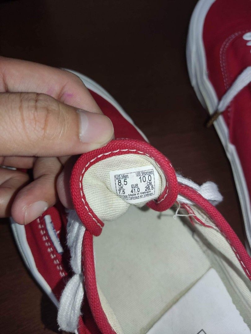 VANS RED CHILI VAULT V2, Men's Fashion, Footwear, Sneakers on Carousell
