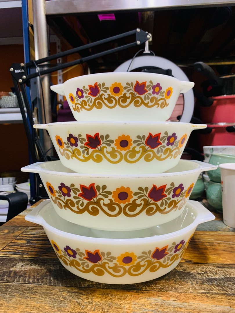 Vintage Pyrex, Furniture & Home Living, Kitchenware & Tableware, Other ...