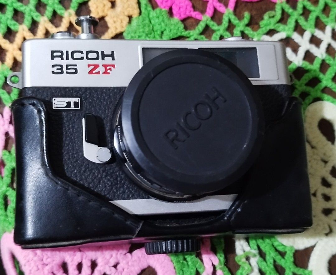 Vintage Ricoh 35 ZF with free Len's, Photography, Cameras on Carousell