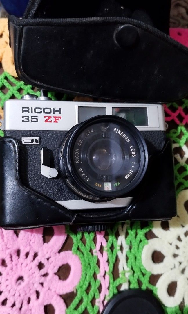 Vintage Ricoh 35 ZF with free Len's, Photography, Cameras on Carousell