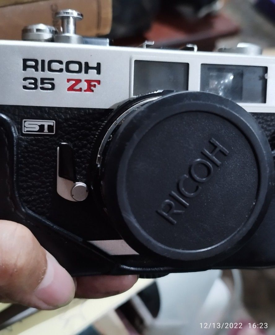 Vintage Ricoh 35 ZF with free Len's, Photography, Cameras on Carousell