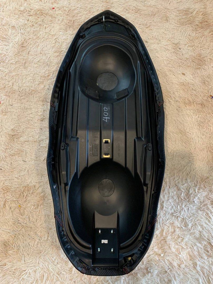 Yamaha Xmax sports comfort seat. Double custom embroidery, Motorcycles ...