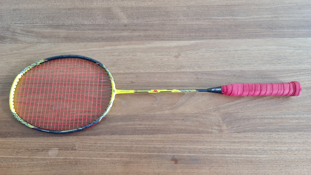Yonex Voltric Z-Force 2 Lin Dan Limited Edition Badminton Racket ...