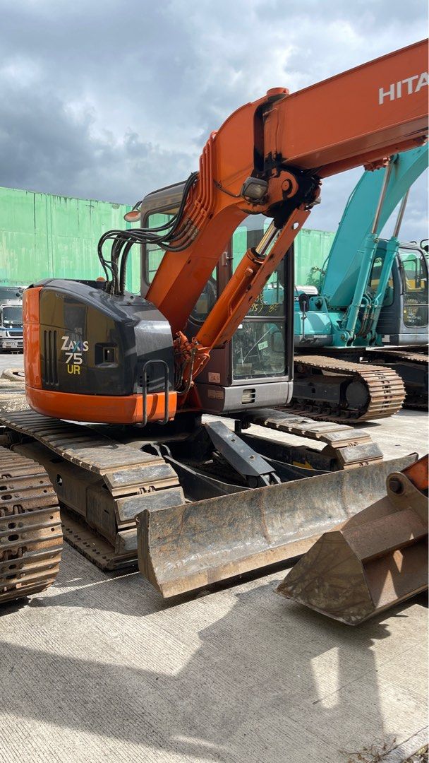ZX75 Hitachi backhoe with Dozer, Special Vehicles, Heavy Vehicles on Carousell