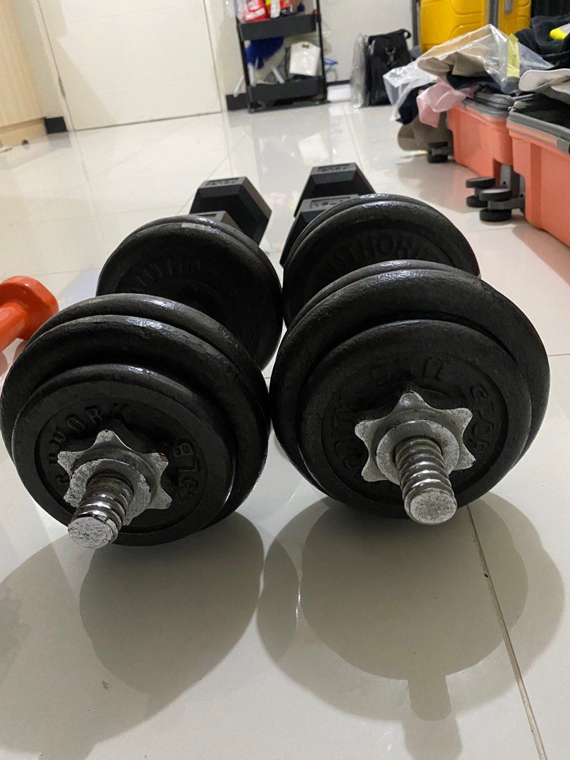 1 set of short bars with rubber grip and plates, Sports Equipment ...