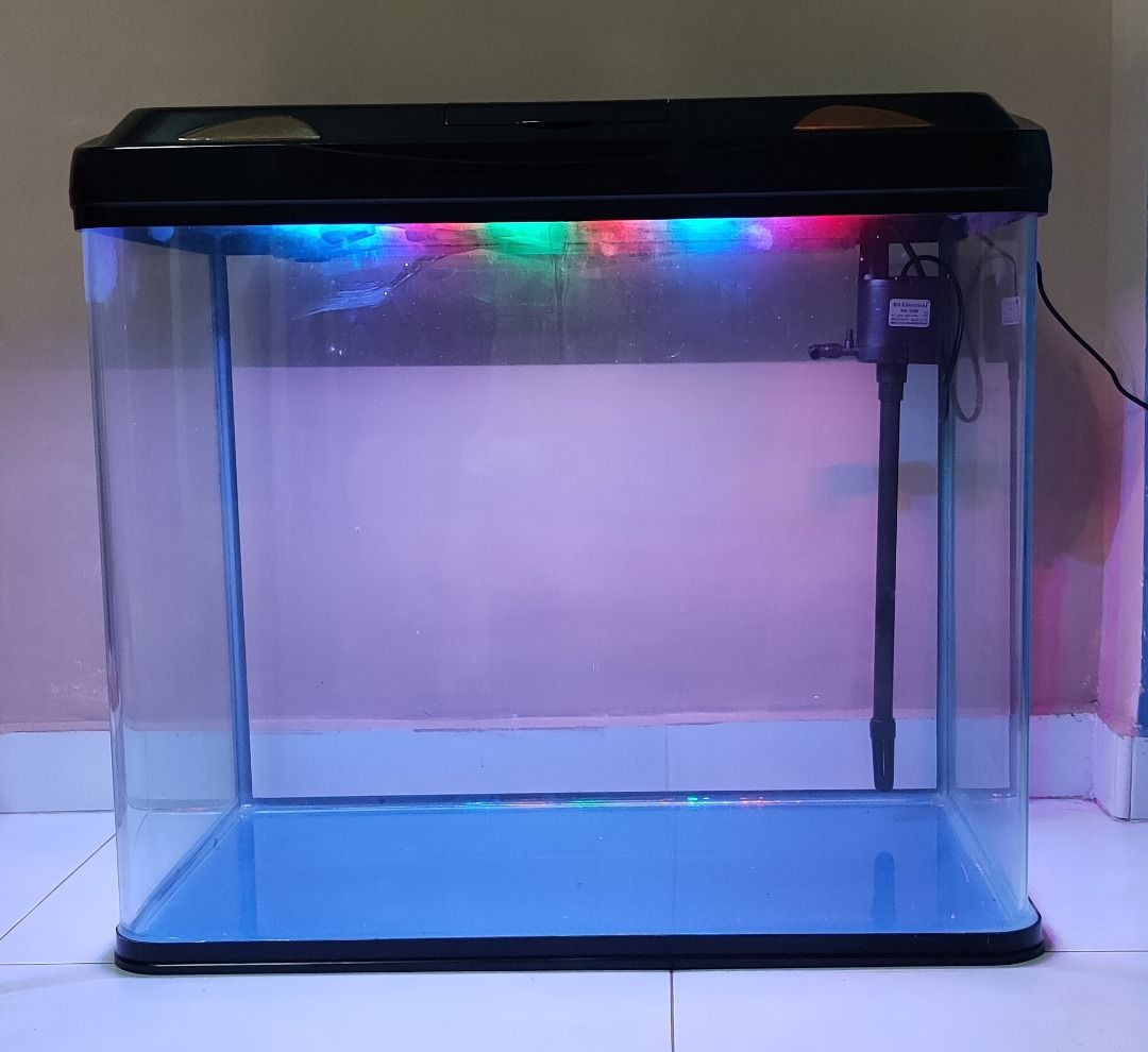 2ft Aquarium Fish Tank Set. Complete with Light and Filter., Pet ...