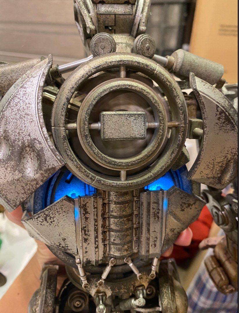 二手無盒 特別版 鐵甲鋼拳 Atom Real Steel 3A threeA, 兒童＆孕婦用品, 嬰兒玩具 - Carousell