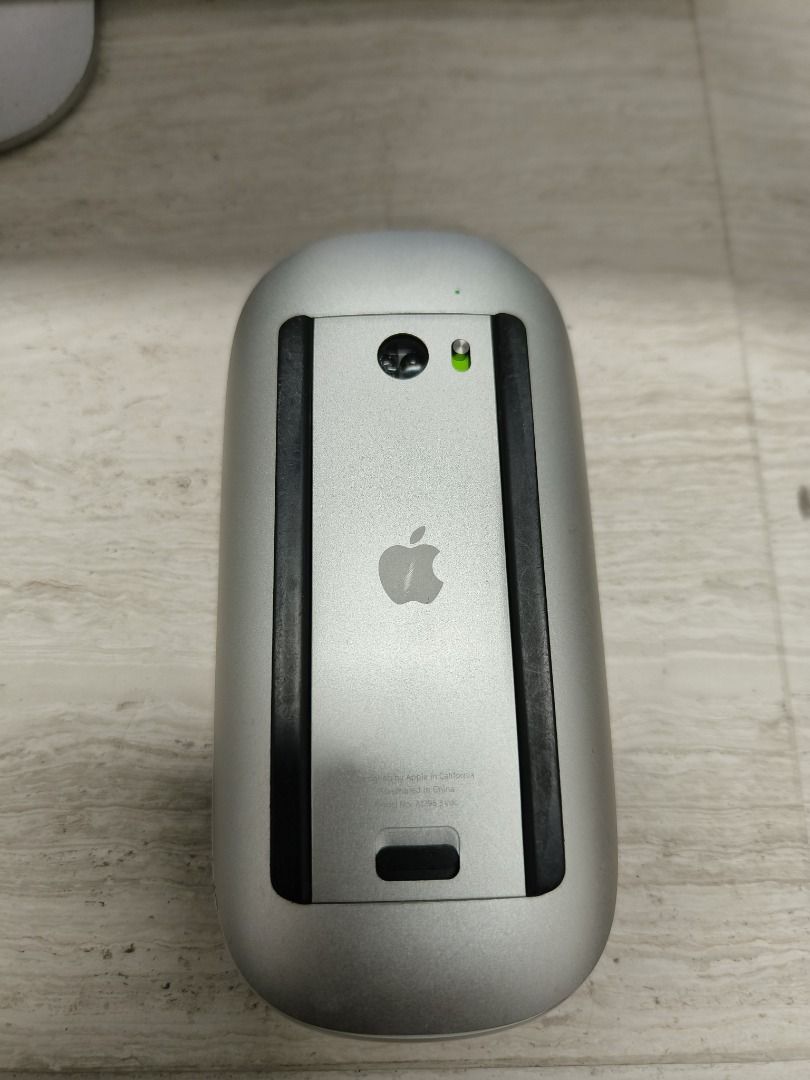 (門店試機) Apple Magic Mouse gen1 無線滑鼠 入電池, 電腦＆科技, 電腦周邊及配件, 電腦滑鼠及相關產品 ...