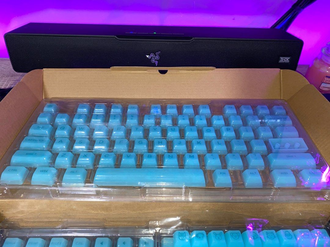 AKKO ASA (Tiffany Blue) Clear Keycaps, Computers & Tech, Parts ...