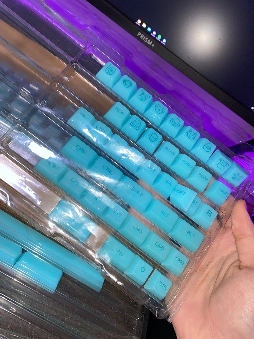 AKKO ASA (Tiffany Blue) Clear Keycaps, Computers & Tech, Parts ...
