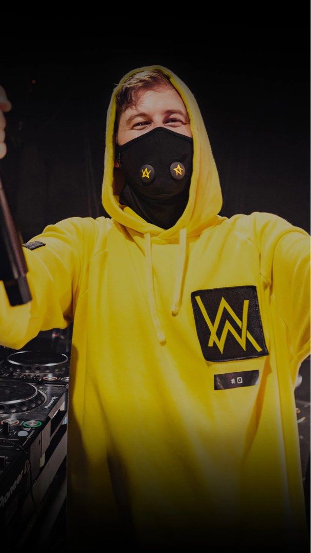 Alan Walker x Airinum Walkerverse Mask Limited Edition, 健康及營養食用品, 口罩、面罩 ...