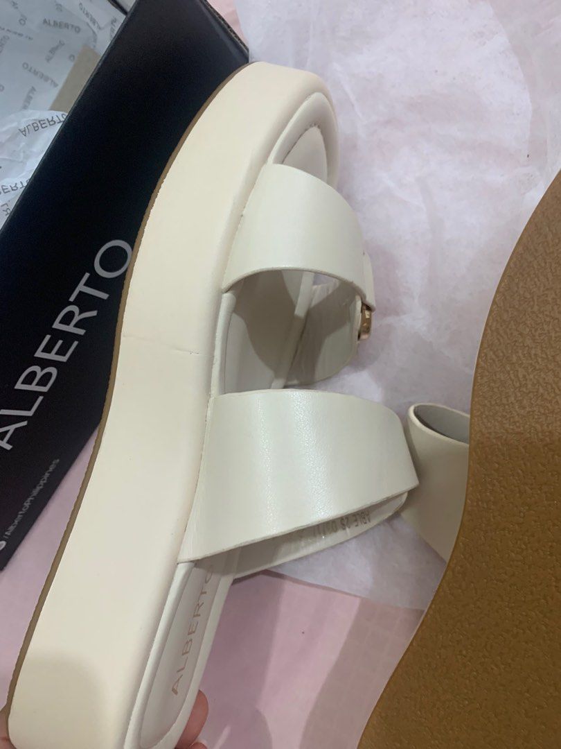 Alberto Slippers, Women's Fashion, Footwear, Slippers and slides on ...