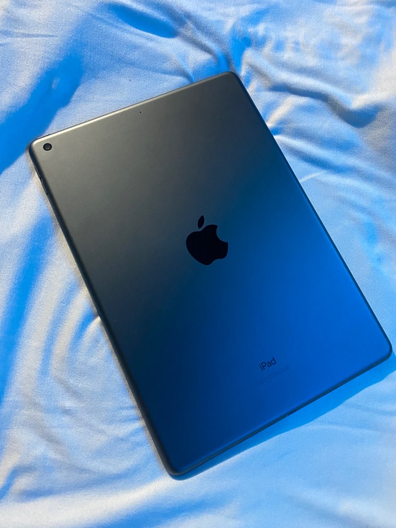 Apple iPad 8th Gen 32gb, Mobile Phones & Gadgets, Tablets, iPad on ...
