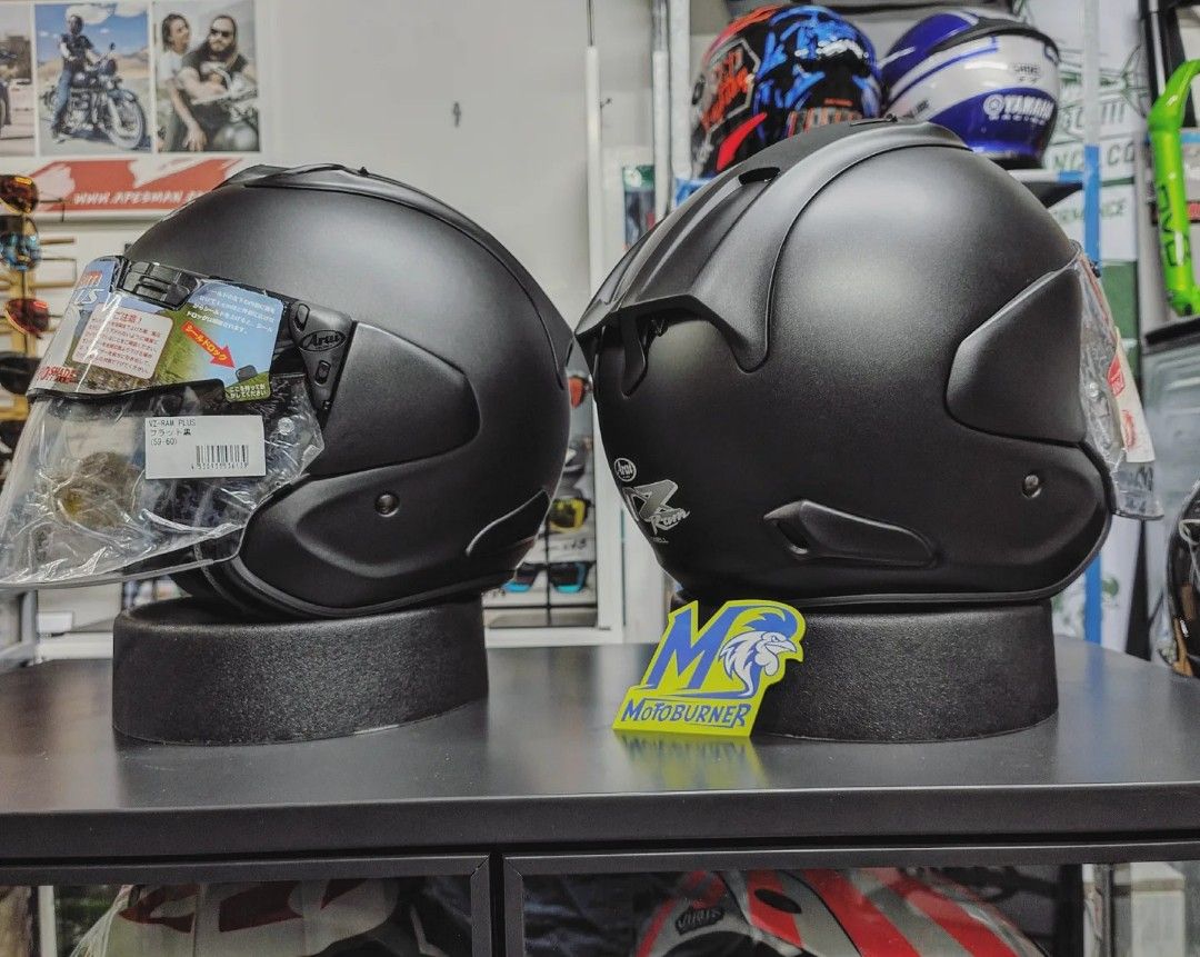 Arai VZ ram plus matte black pro shade, Motorcycles, Motorcycle Apparel on Carousell