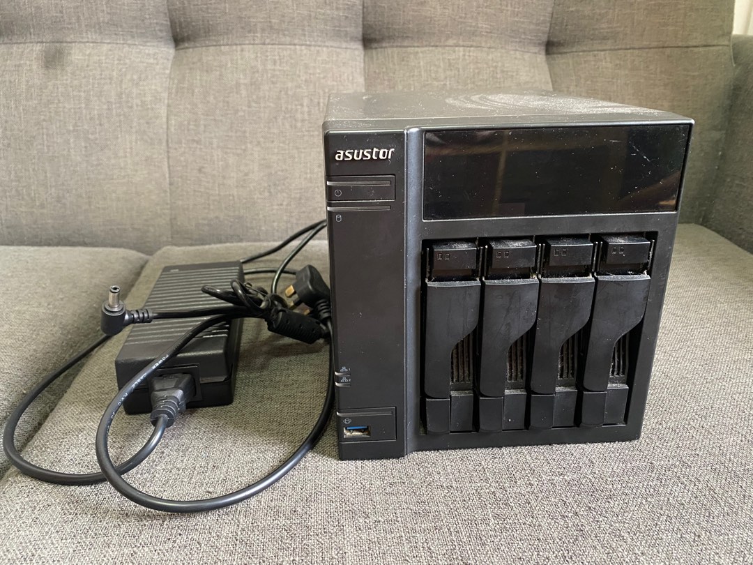 Asustor NAS 5004T (Does Not Start), Computers & Tech, Office & Business ...