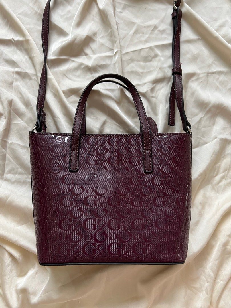 Authentic Guess Monogram Crossbody Bag (Two Way), Women's Fashion, Bags ...