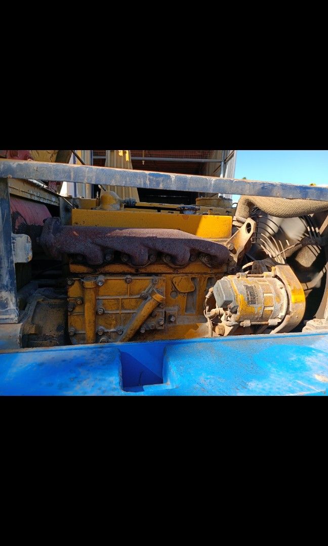 Backhoe Komatsu PC 60-3, Commercial & Industrial, Industrial Equipment ...