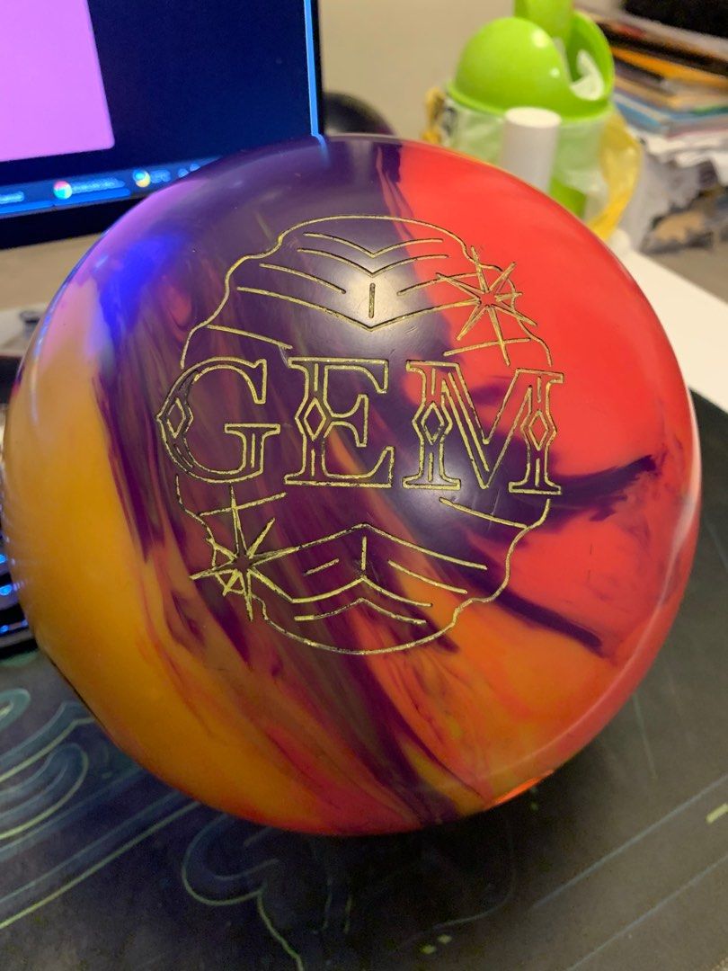 Bowling ball roto grip gem, Sports Equipment, Sports & Games, Billiards ...