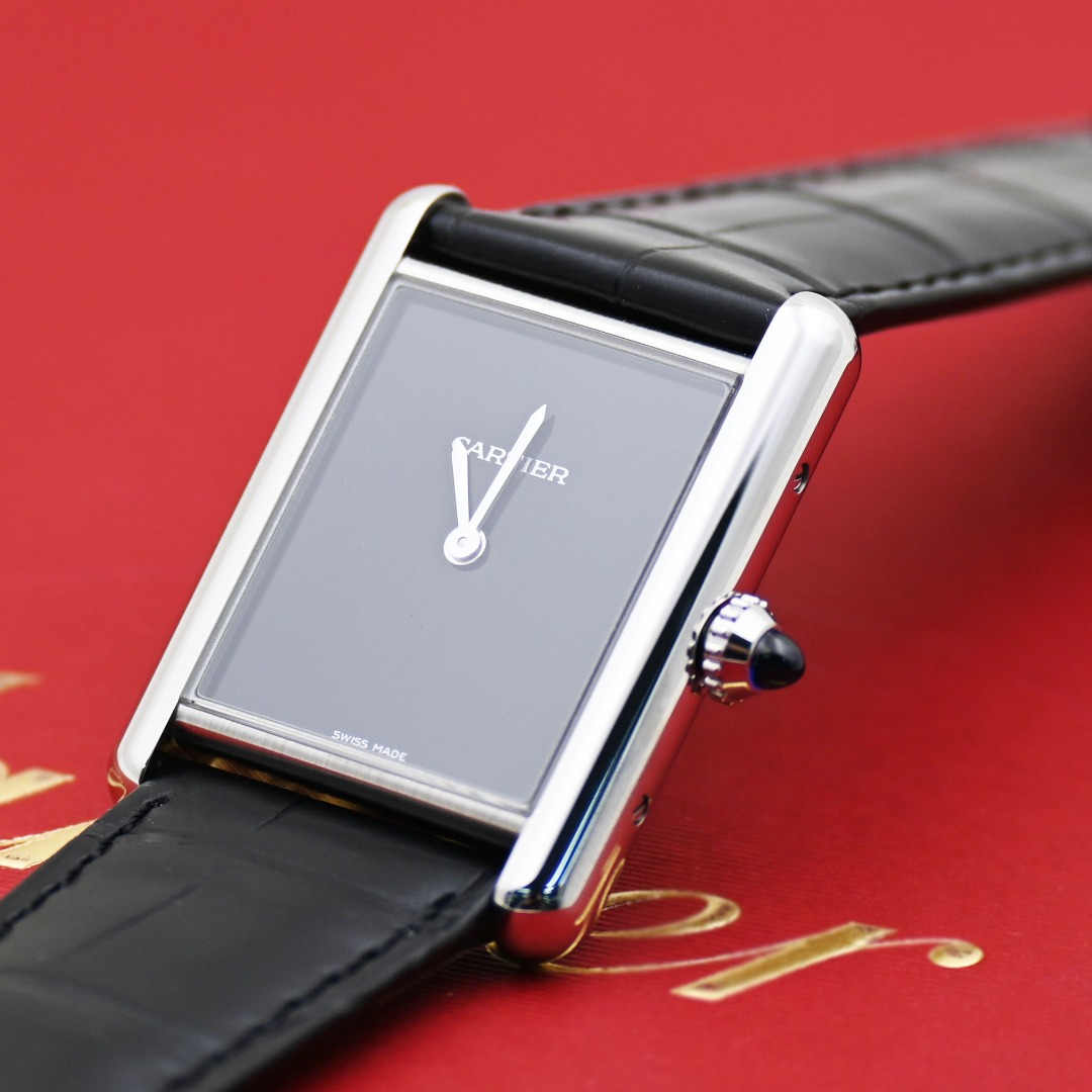 全新Cartier TANK WSTA0072 WSTA0071, 名牌, 手錶 - Carousell