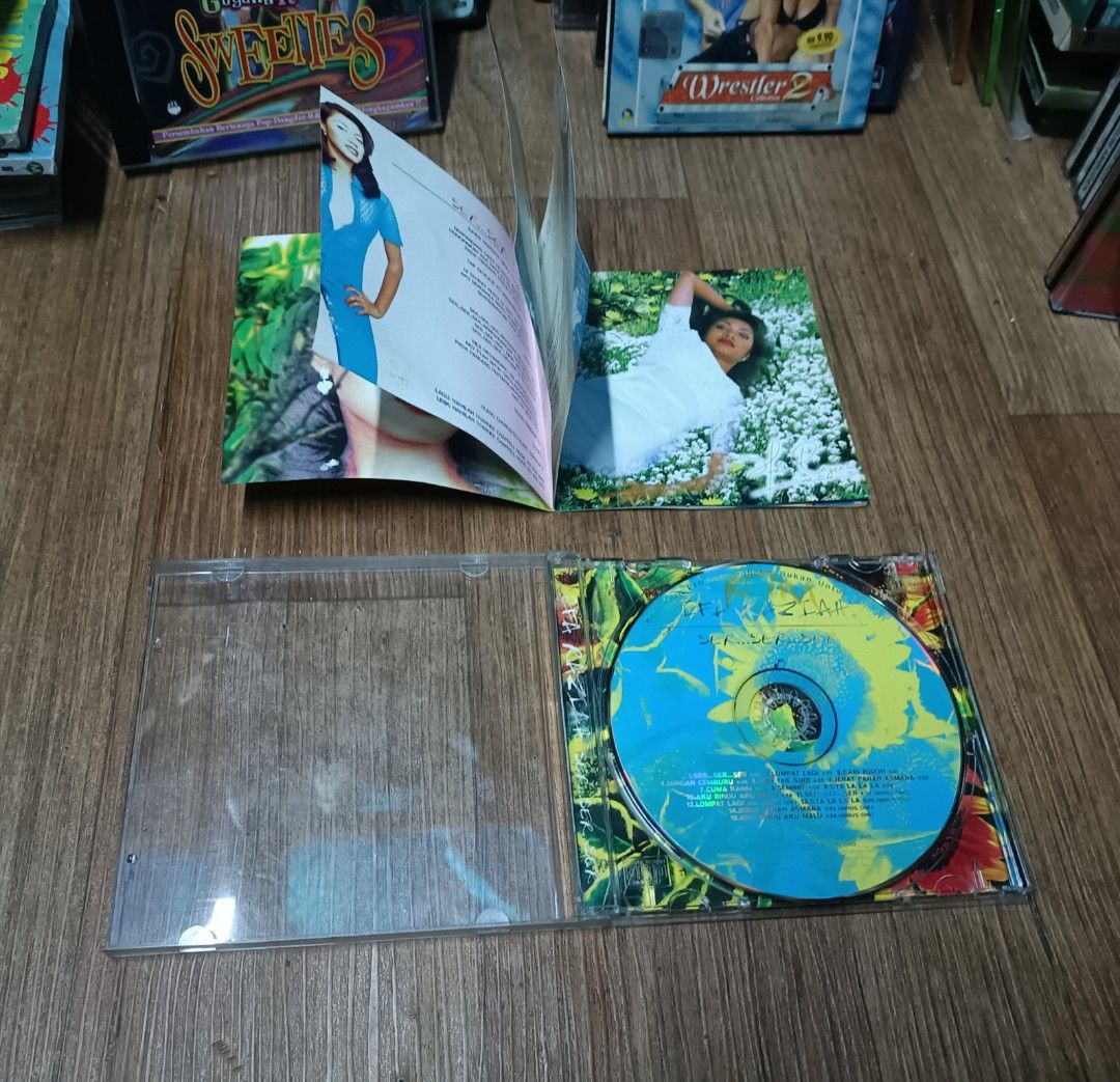 CD IFA RAZIAH @ 1997 JOHAN SOUND PRODUCTION/BMG MUSIC M SDN BHD ...