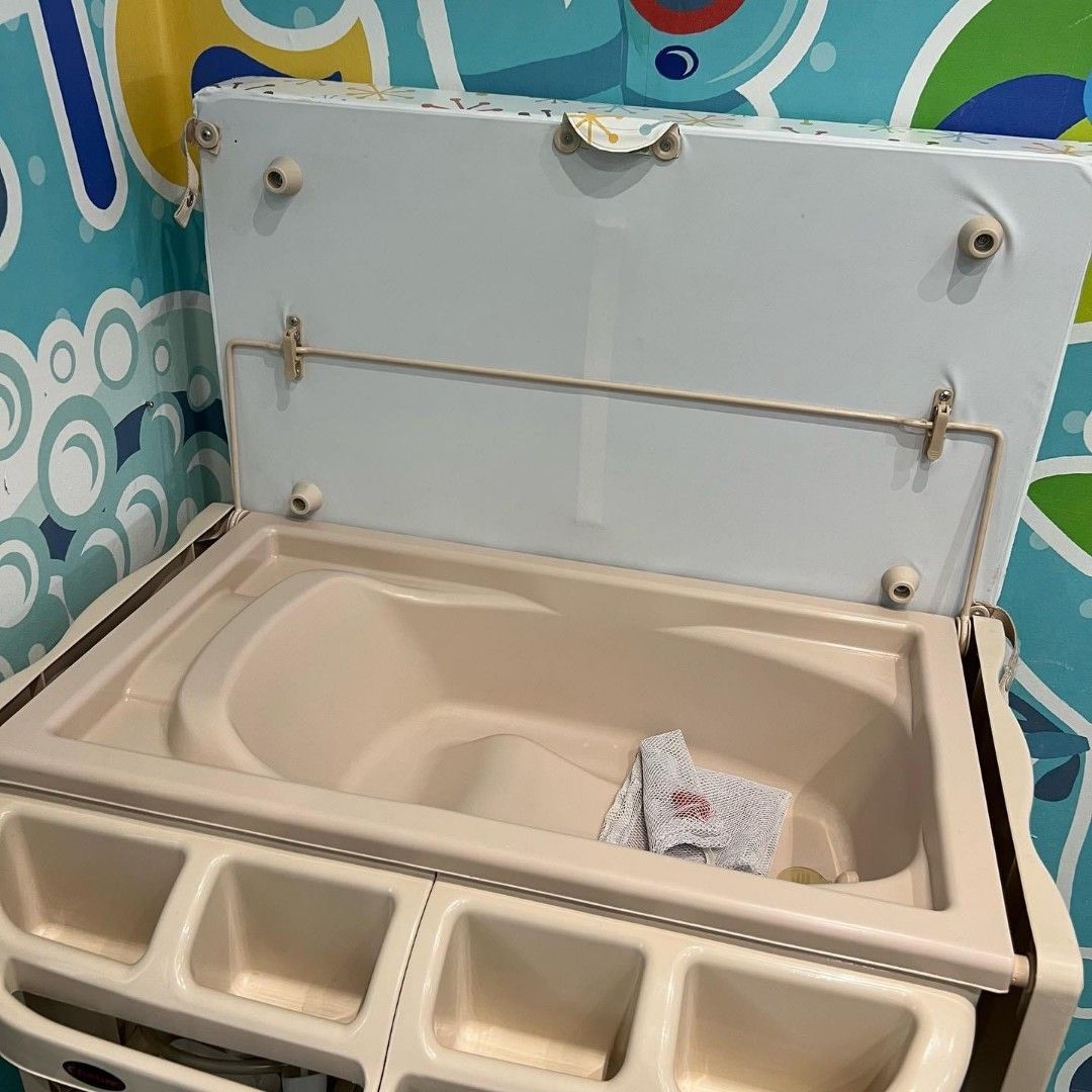 Chelino Prima Rossi Bath & Changing Unit, Babies & Kids, Baby Nursery ...