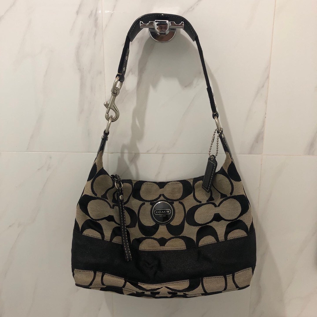 Coach Hobo Bag E1094-F15197, Women's Fashion, Bags & Wallets, Shoulder Bags on Carousell