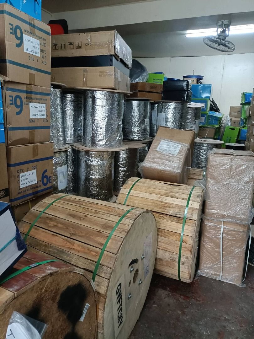 COMLINK FTTH Drop Cable/ Mini Figure 8 Cable/ Figure 8, Computers ...