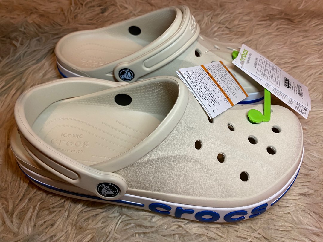 Crocs clogs, size m5/w7, Women's Fashion, Footwear, Slippers and slides ...