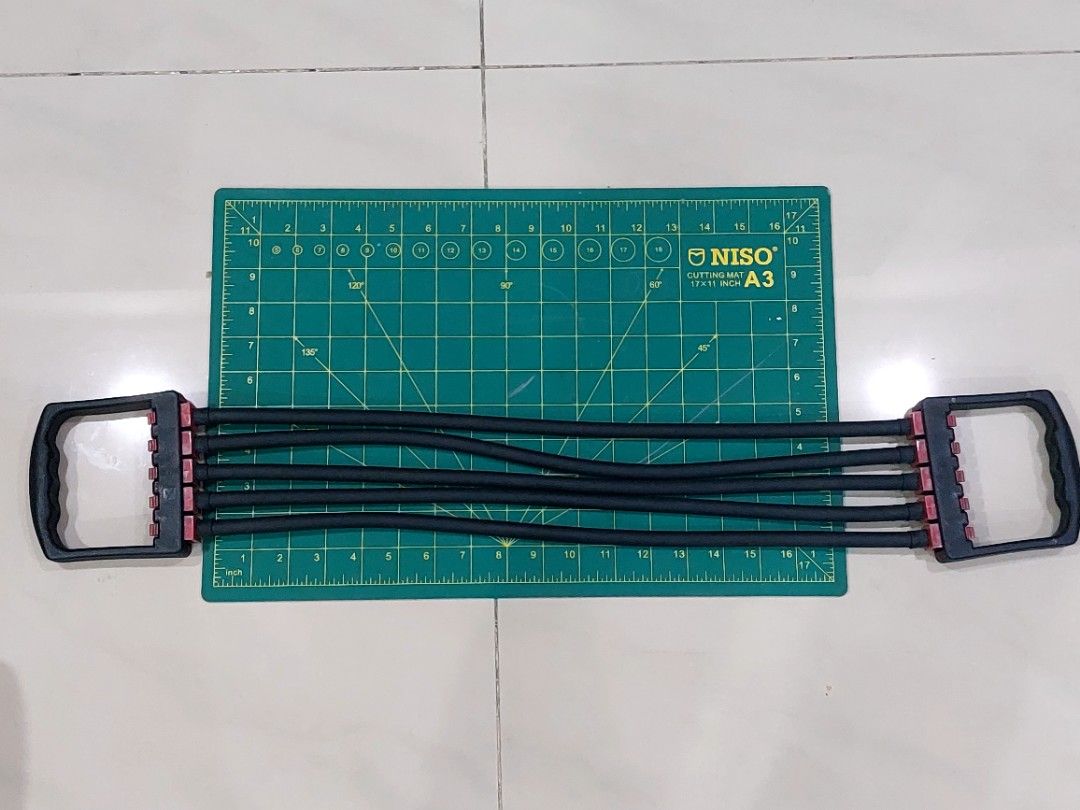 Donyos pull rubber band, Sports Equipment, Exercise & Fitness, Cardio ...