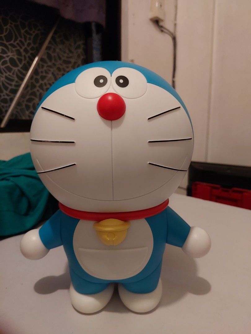 Doraemon big scale by taito 14 inches, Hobbies & Toys, Toys & Games on ...