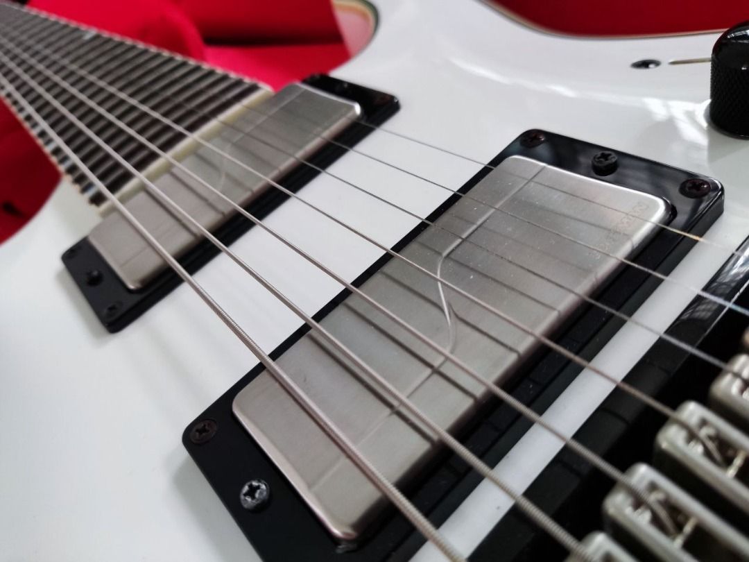 ESP LTD Deluxe 7 String Evertune MH-1007, Hobbies & Toys, Music & Media ...